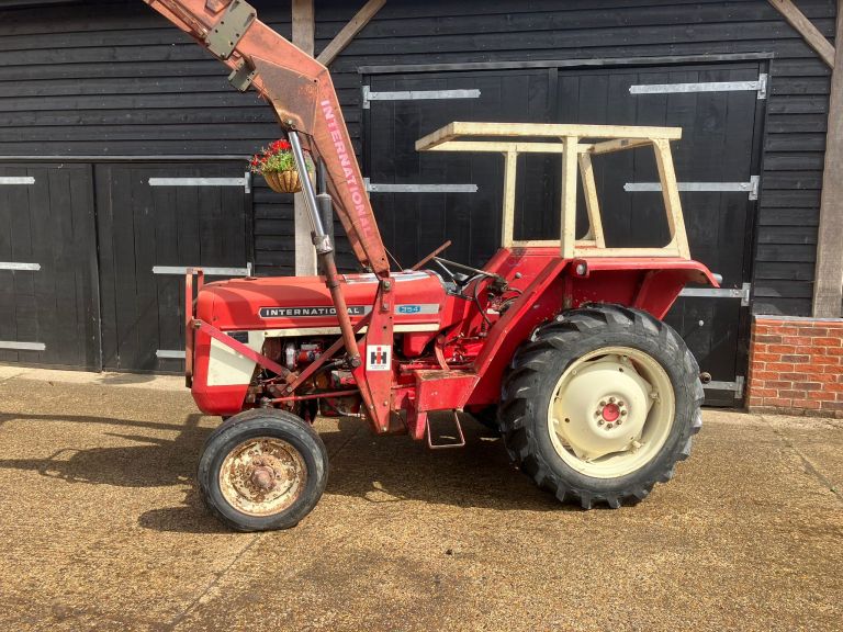 Tractor – 1973 International Harvester 354 Classic loader – Cranmore ...