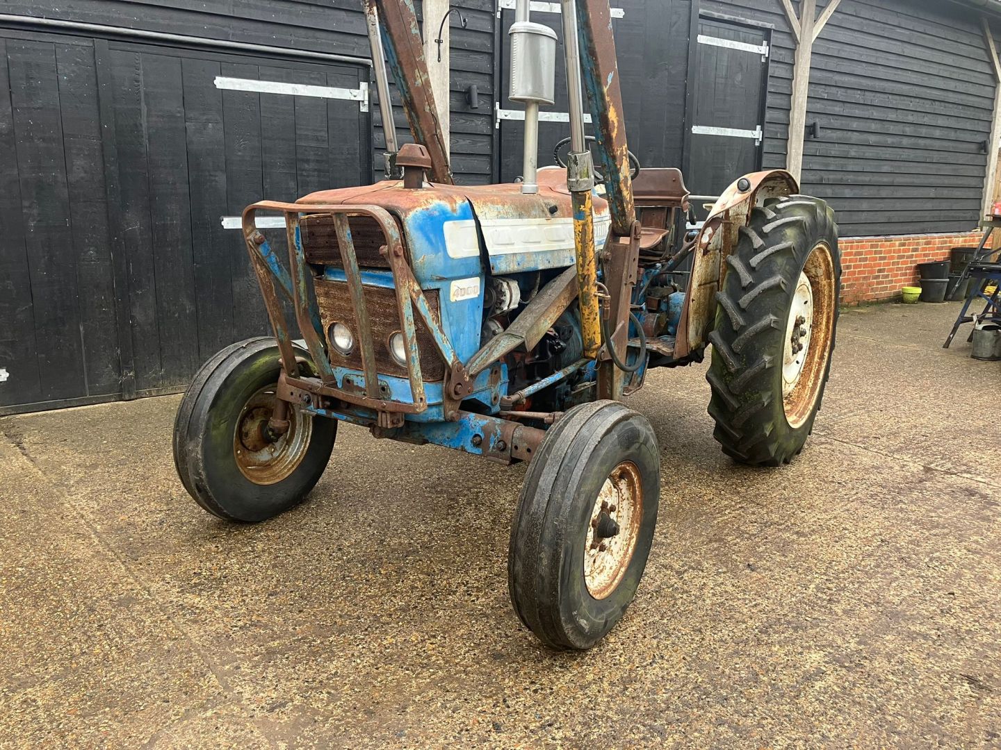 Ford 4000 / loader – Cranmore Tractors